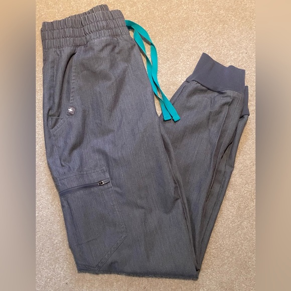 Pants & Jumpsuits | Figs Technical Scrub Pants Xs | Poshmark